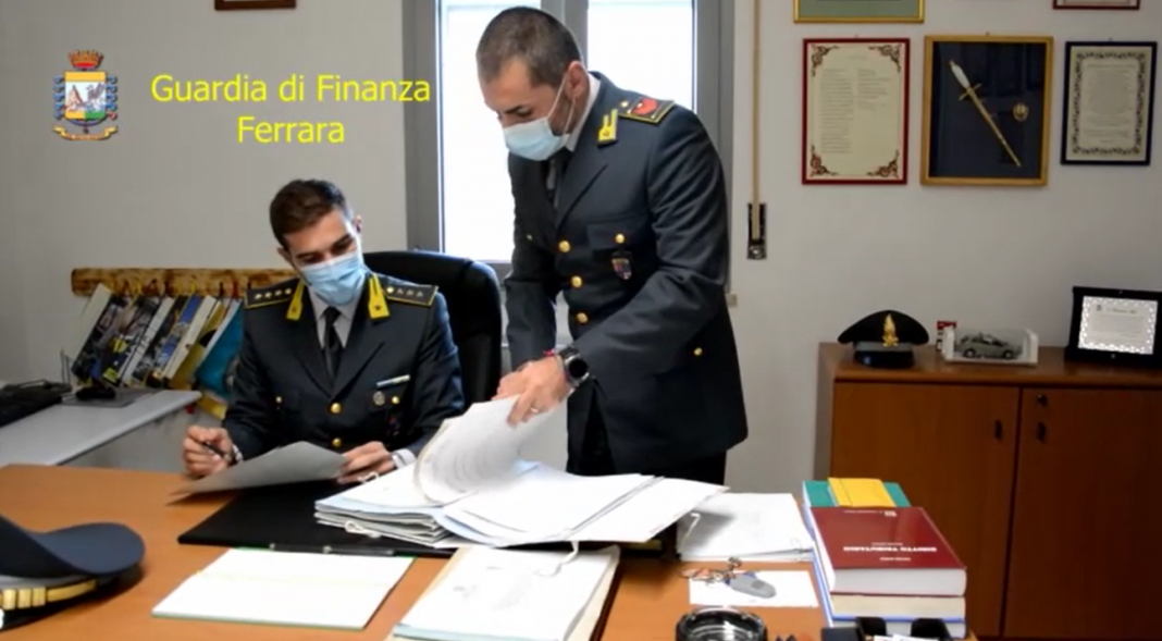 A Mantova Unazienda Apri E Chiudi Per Evadere Iva Gdf Scopre Maxi