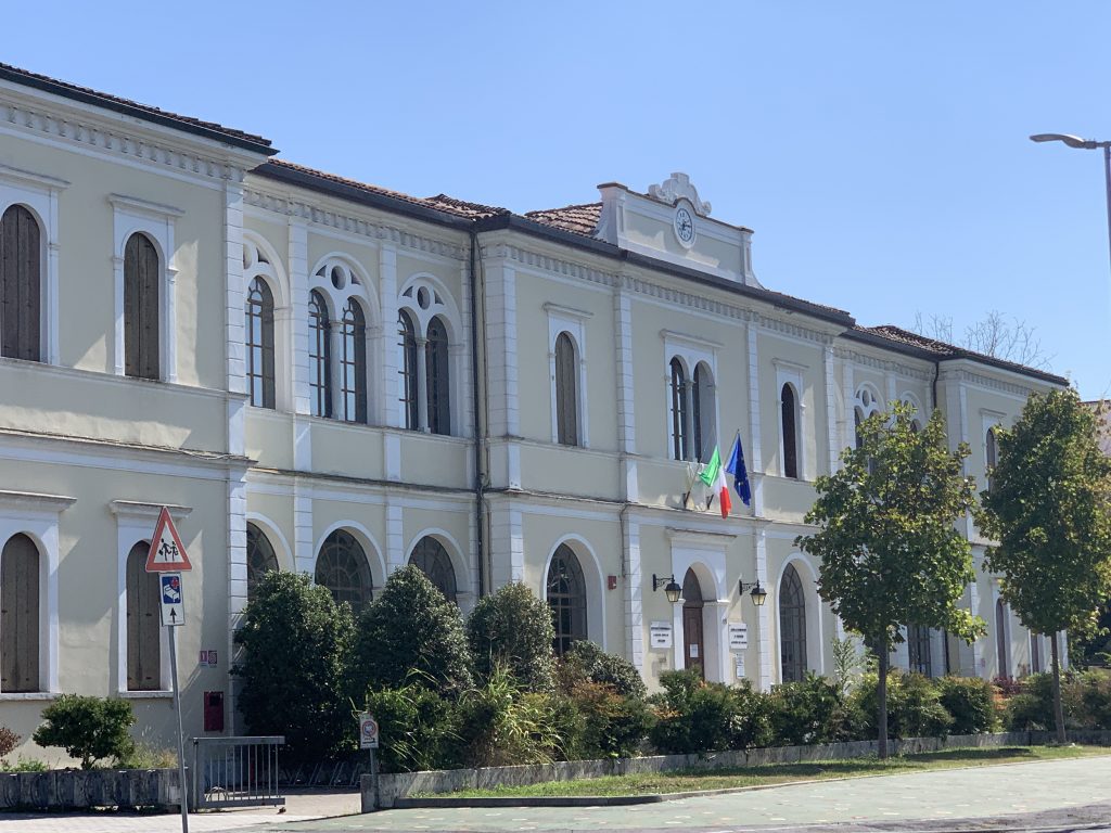 Suzzara, Piano Scuola 2022/2023: oltre 2mln di euro per elementari e ...