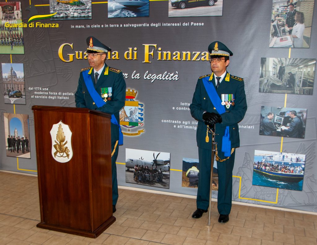 Il Ten. Col. Giovanni Linardi al comando della Guardia di Finanza di ...