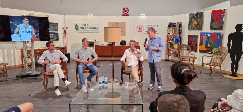 Il rapporto tra atleti e cibo al centro dell'incontro con il cestista ...