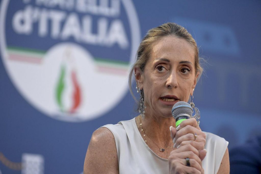 Arianna Meloni: "Dossieraggi pericolosi, morbosità da buco della ...