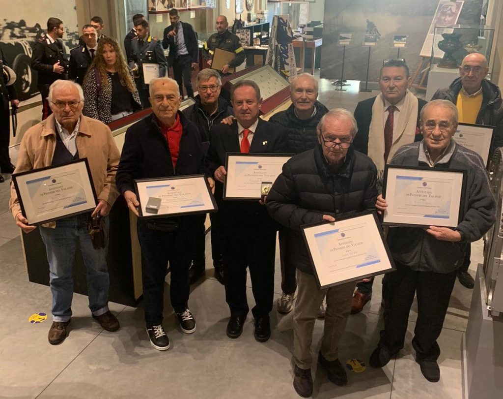 Fernando ha la patente da 66 anni. Ecco i pionieri mantovani del ...
