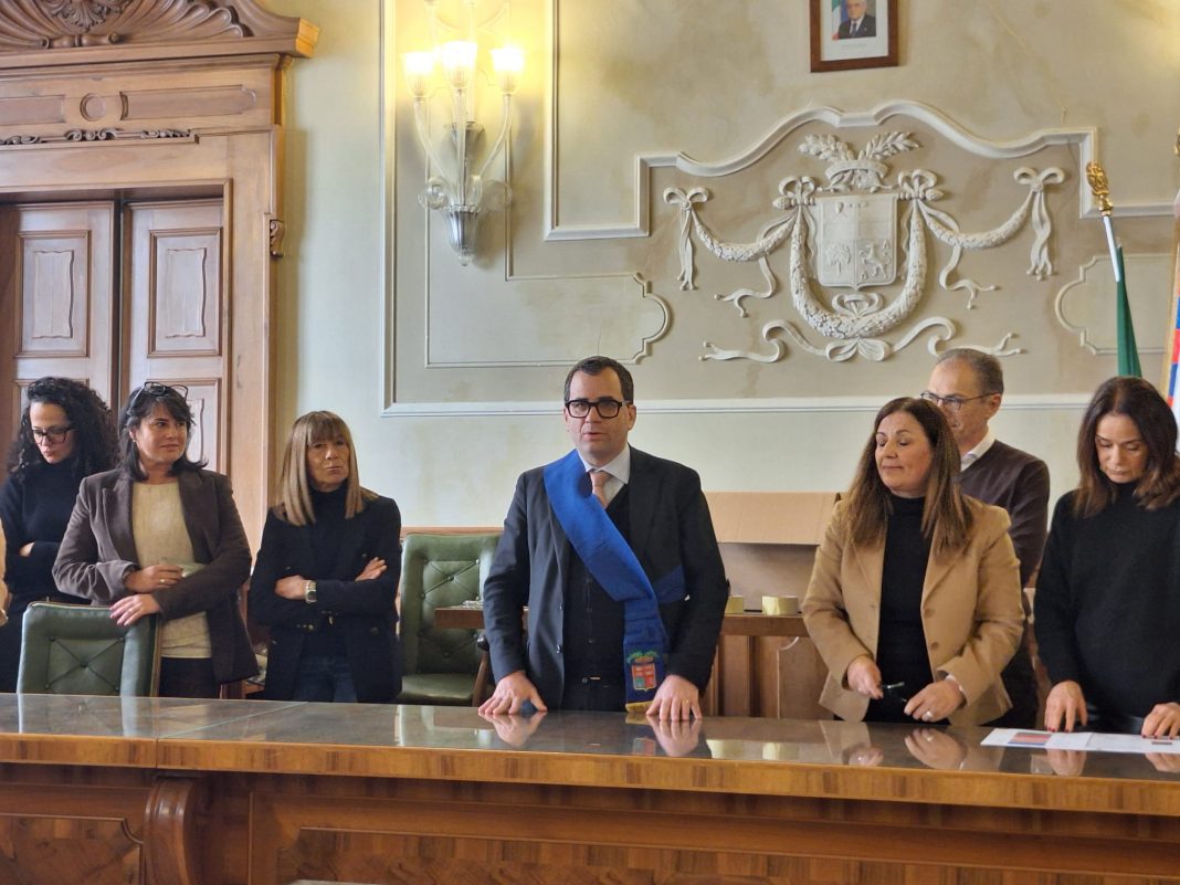 Bottani, confermato presidente della Provincia, ringrazia i sindaci e ...