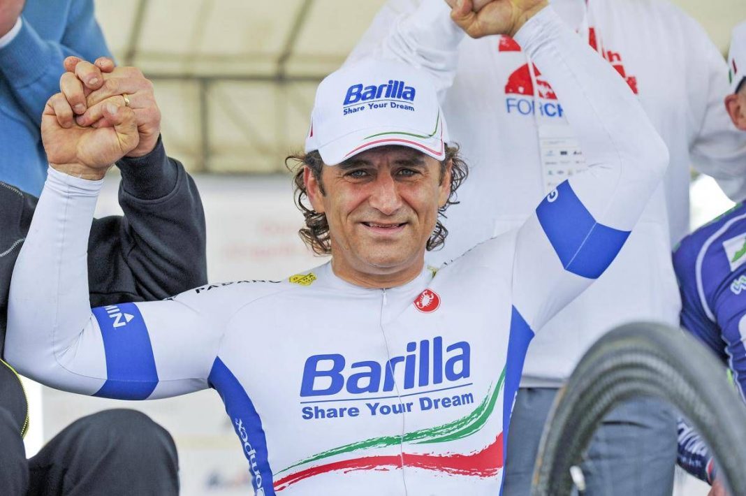 Funerali Zanardi, l'omelia di Don Pozza e l'aneddoto sulla 'lezione in ...