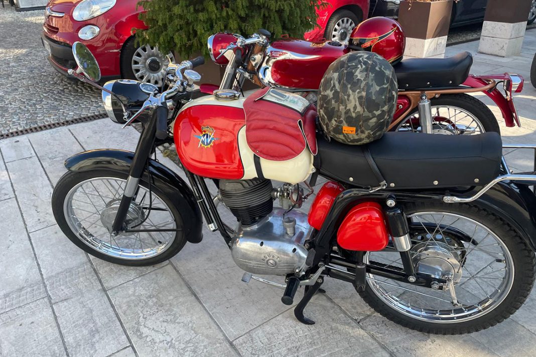 Sabbioneta, domenica raduno moto storiche in piazza Ducale. Pasquali ...